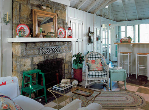 Turning a Little Fishing Shack into a Charming Cottage on the Lake